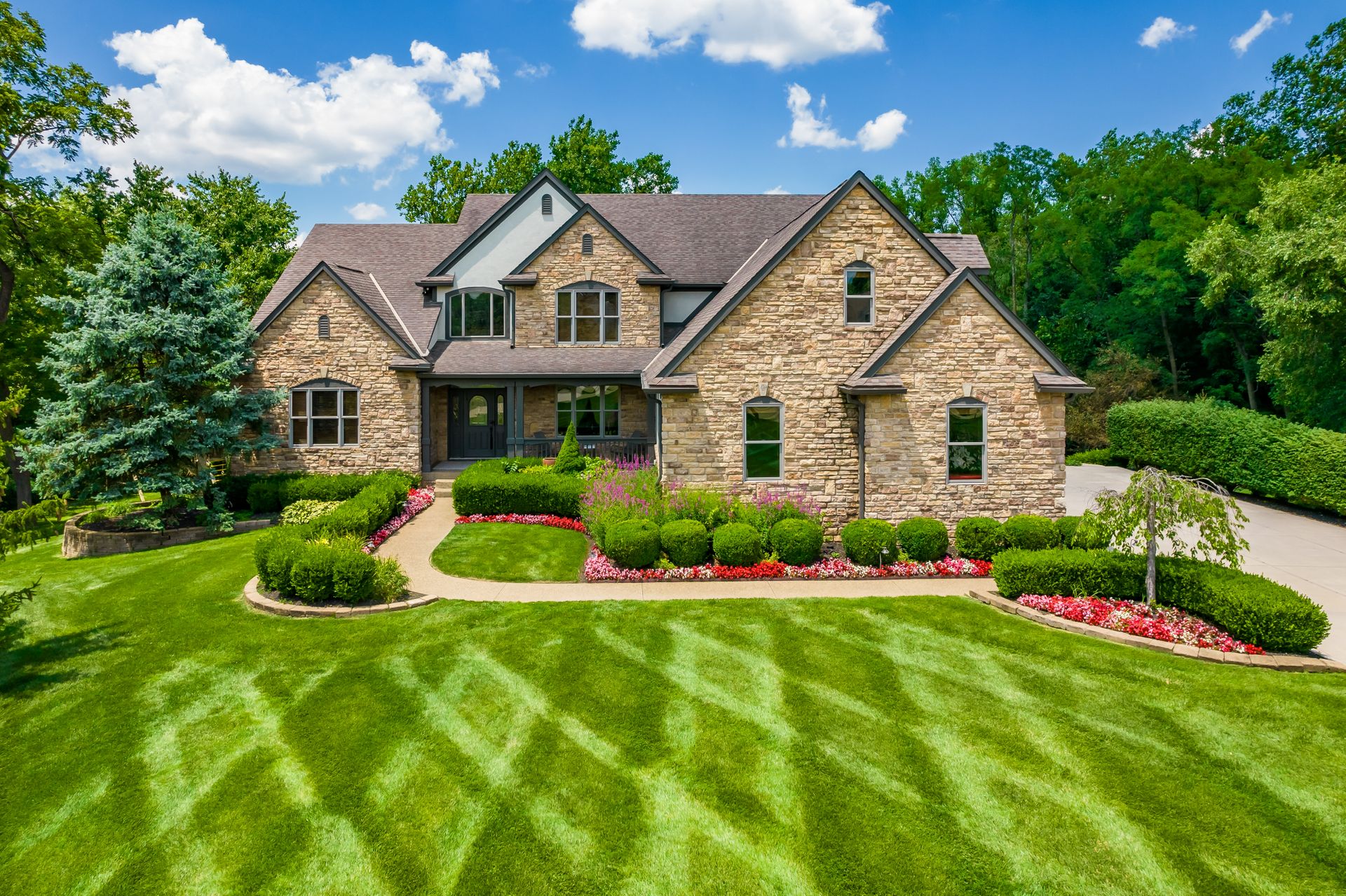 Sam Cooper Team - #1 Selling Real Estate Team in Central Ohio since 2017!