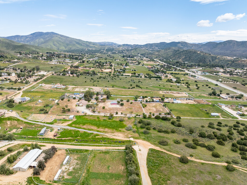 Valencia CA Real Estate & Homes for Sale | Equity Union Santa Clarita